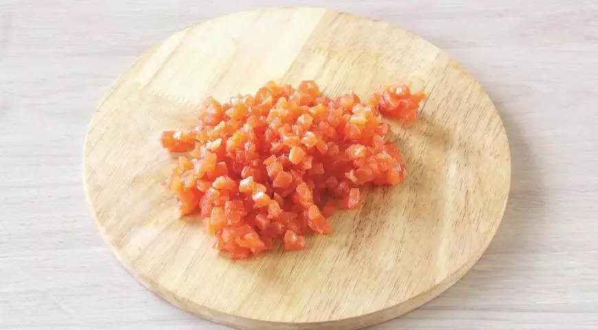 Foto e recetës: sallatë avokado me kastravec në 15 minuta, hap №4